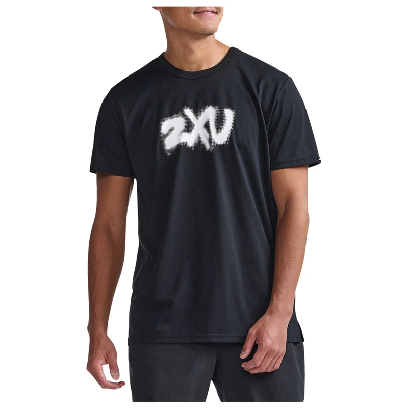 2XU Mens Contender T-Shirt (Black/White) | Sportpursuit.com