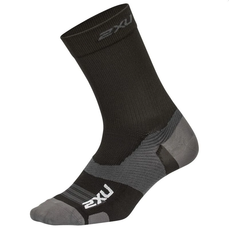 2XU Vector Ultralight Crew Socks (Black/Titanium) | Sportpursuit.com