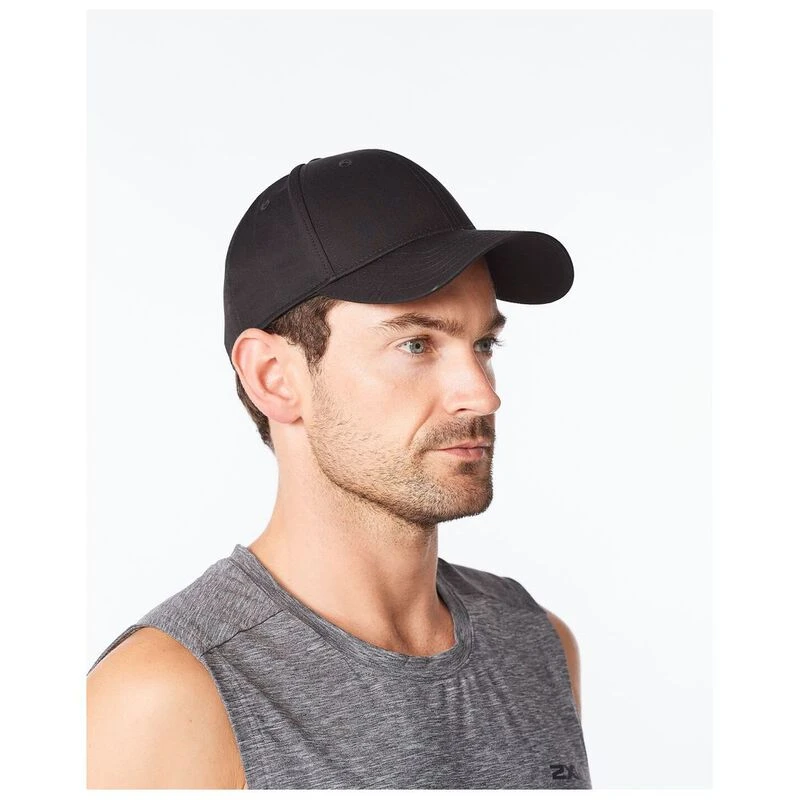 2XU Multiply Cap (Black/Silver) | Sportpursuit.com