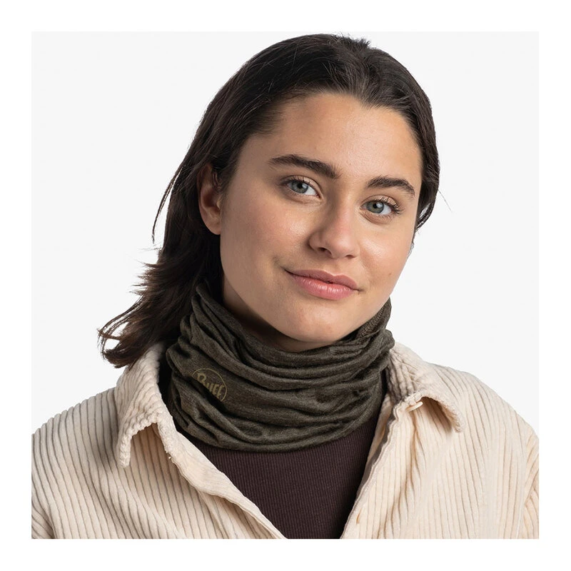 Buff VP Merino Neck Warmer (Black) | Sportpursuit.com