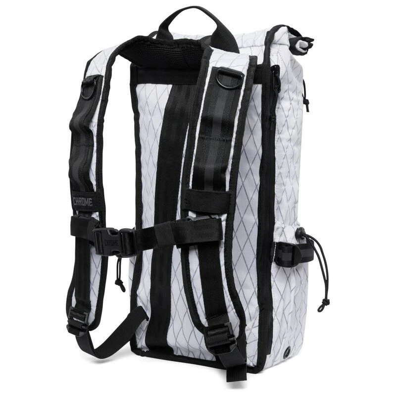 Chrome Tensile Trail 16L Hydro Backpack (White) | Sportpursuit.com
