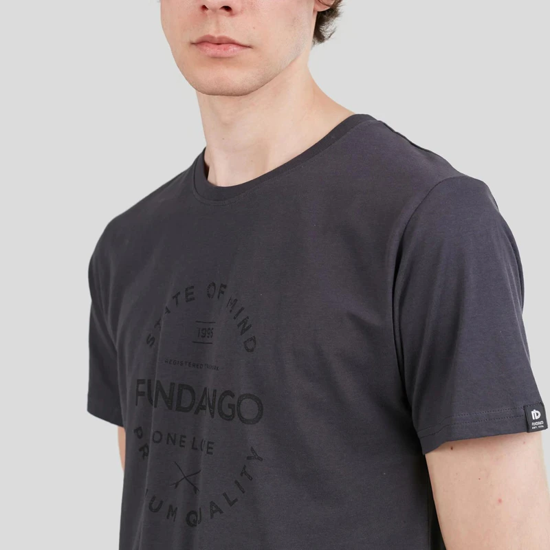 Fundango Tee-shirt manches courtes Basic 04 Logo Homme (Noir) | privat