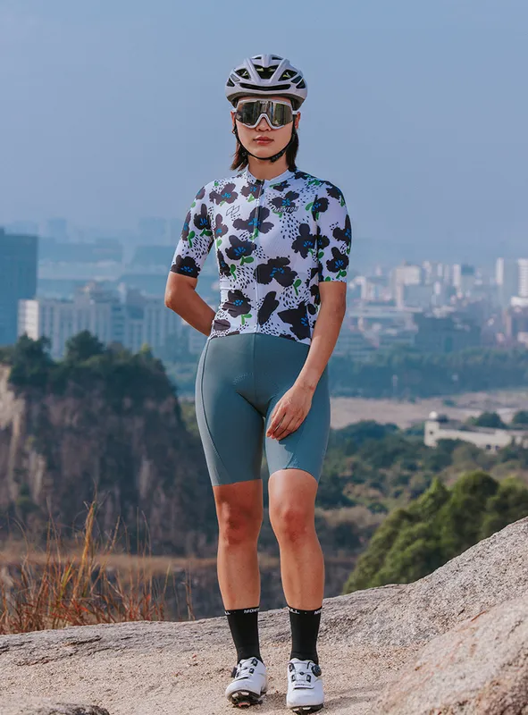 Monton Womens Colossus Jersey (White/Black) | Sportpursuit.com