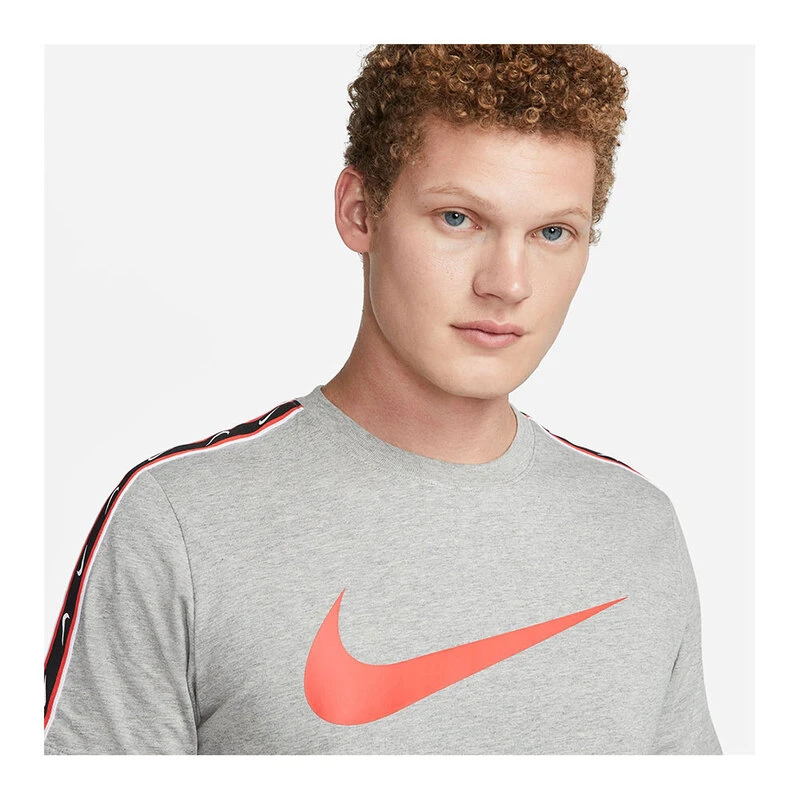 Nike Mens Sportswear Repeat Logo T-Shirt (Grey) | Sportpursuit.com