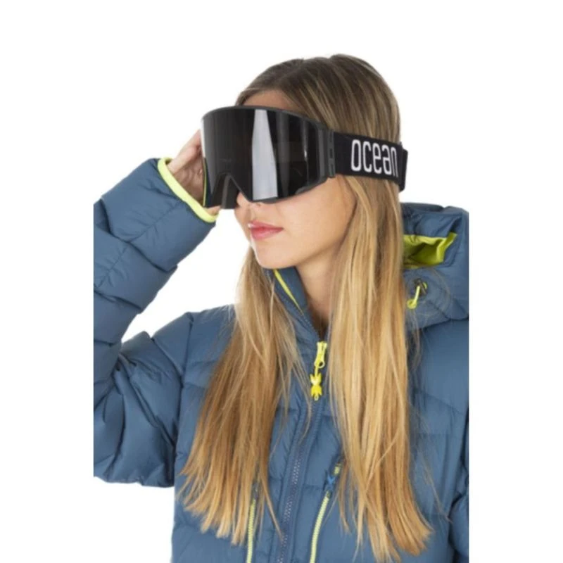 Ocean DENALI Ski & Snowboarding Goggles (Black/Smoke) | Sportpursuit.c