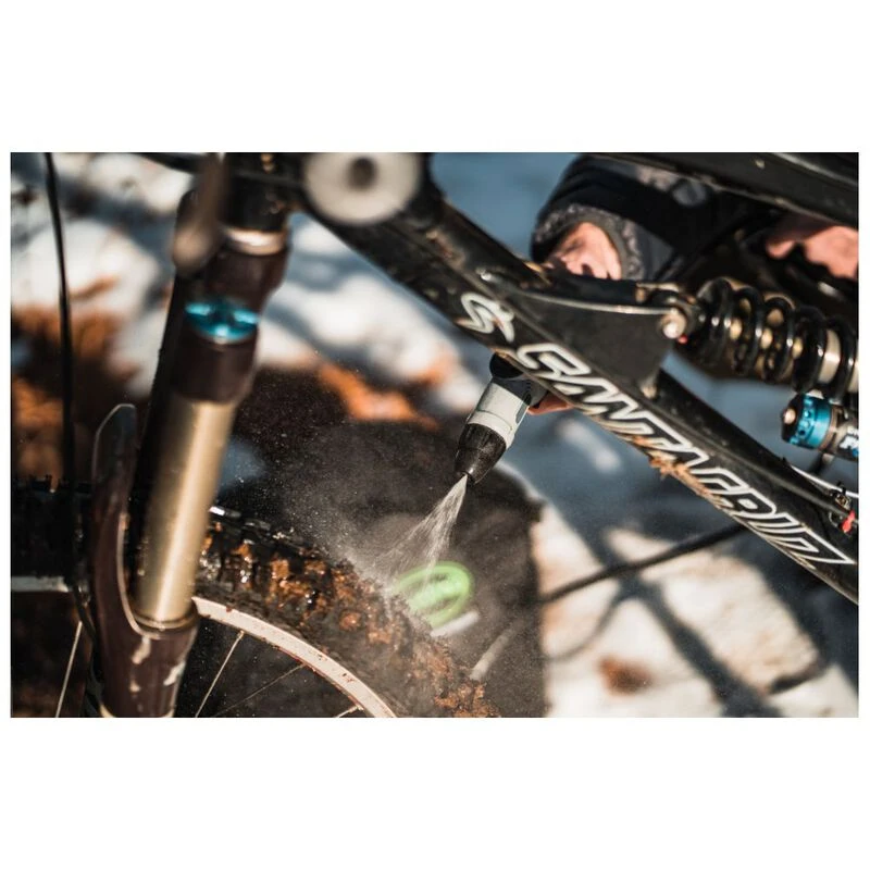 JetWet Jet Wet Portable Power Washer (Black) | Sportpursuit.com