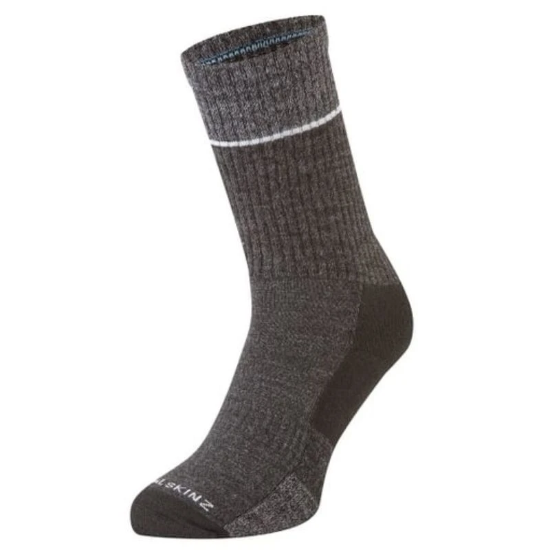 Sealskinz Solo Quick Dry Mid Length Socks (Black/Grey) | Sportpursuit.