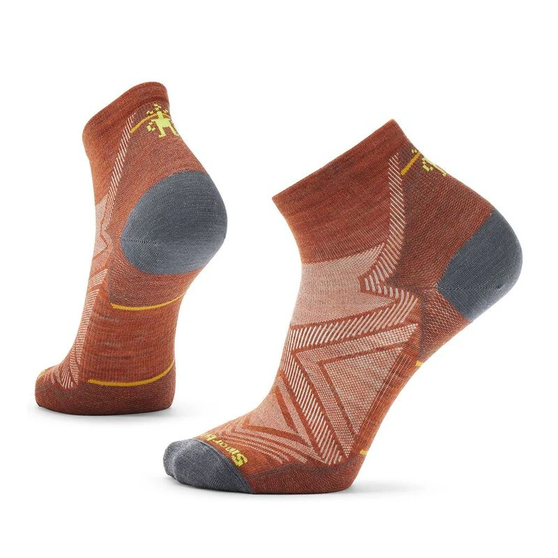 Smartwool Run Zero Cushion Ankle Socks (Red) | Sportpursuit.com