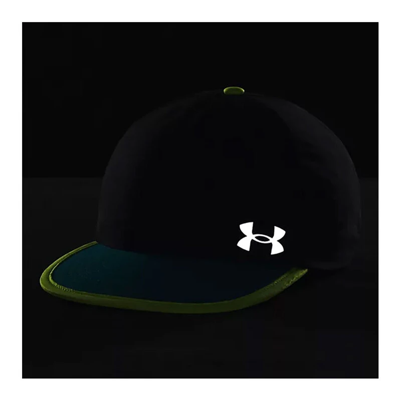 UnderArmour Mens Iso-Chill Launch Hat (Black/ White/ Reflective) | Spo