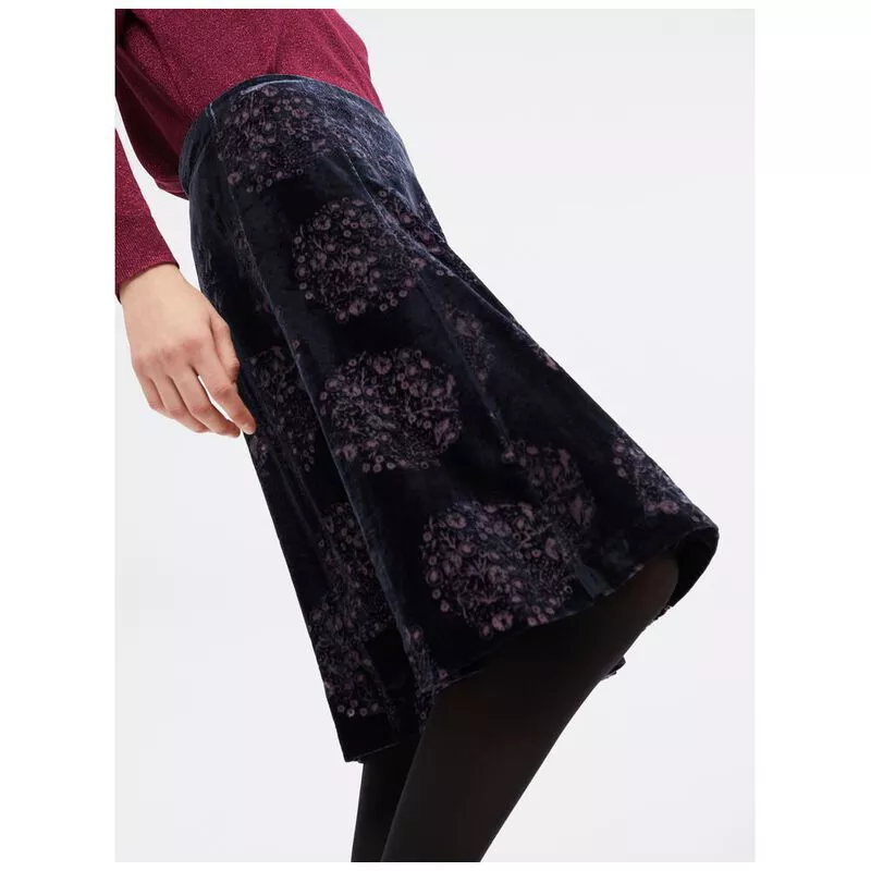 white stuff patterned tights