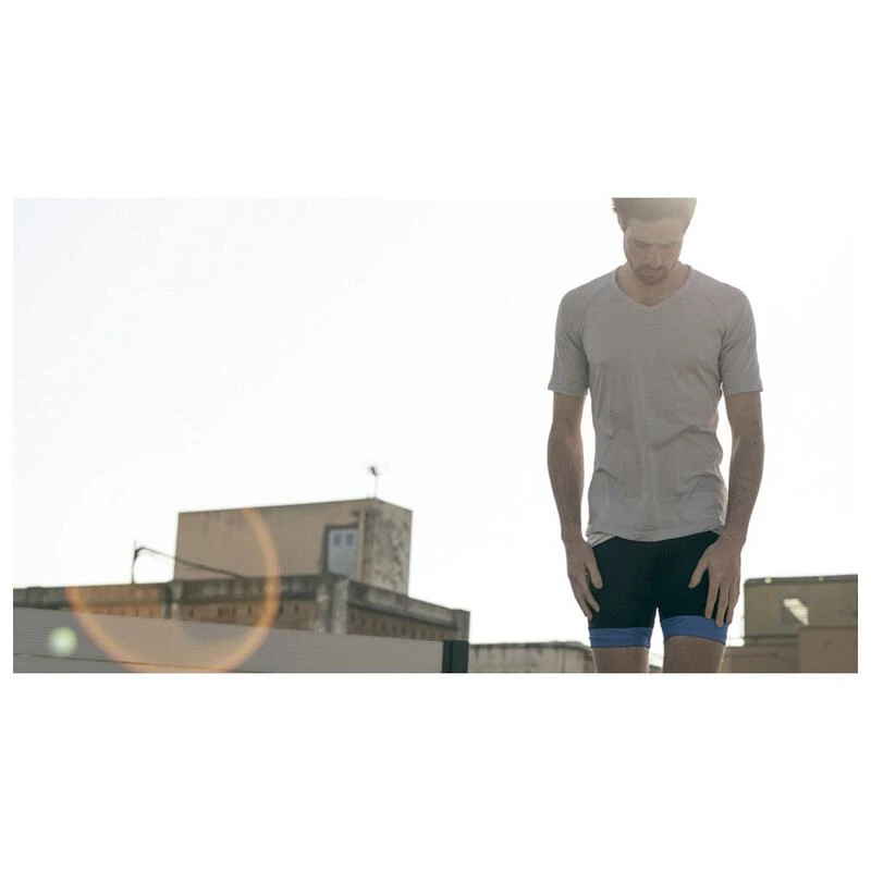 Svelte Mens Merino Base Layer (Grey) | Sportpursuit.com