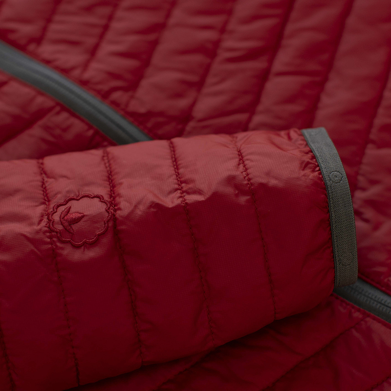 ISOBAA Womens Wool Insulated Jacket (Red/Smoke) | Sportpursuit.com