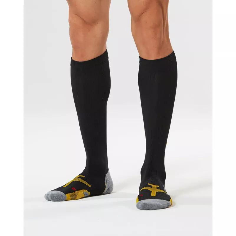 2XU Mens Flight Compression Socks (Black/Yellow) | Sportpursuit.com